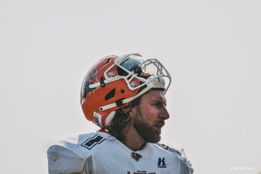 David Hlaváček - Foot Bowl