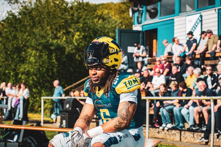 Rayshon Mills - Foot Bowl